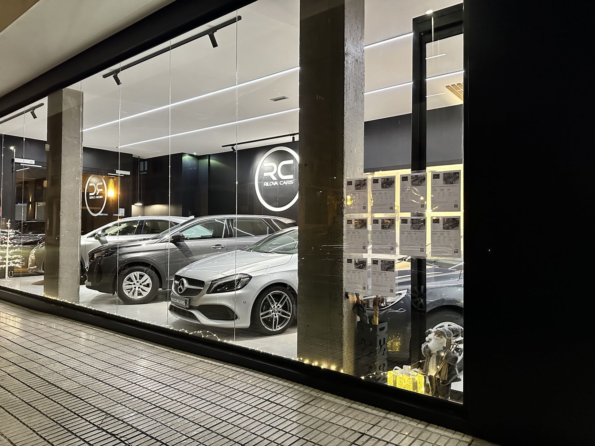 Sobre nosotros - Rilova Cars & Homes